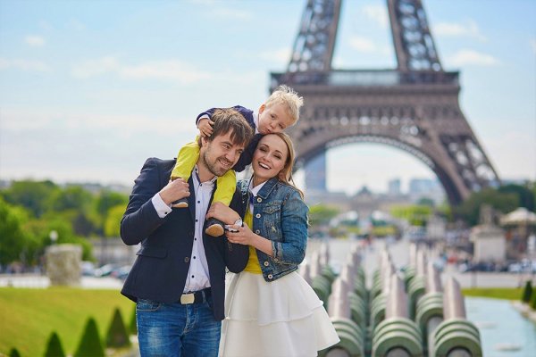 Family vacation in Paris with children: where to go with a child