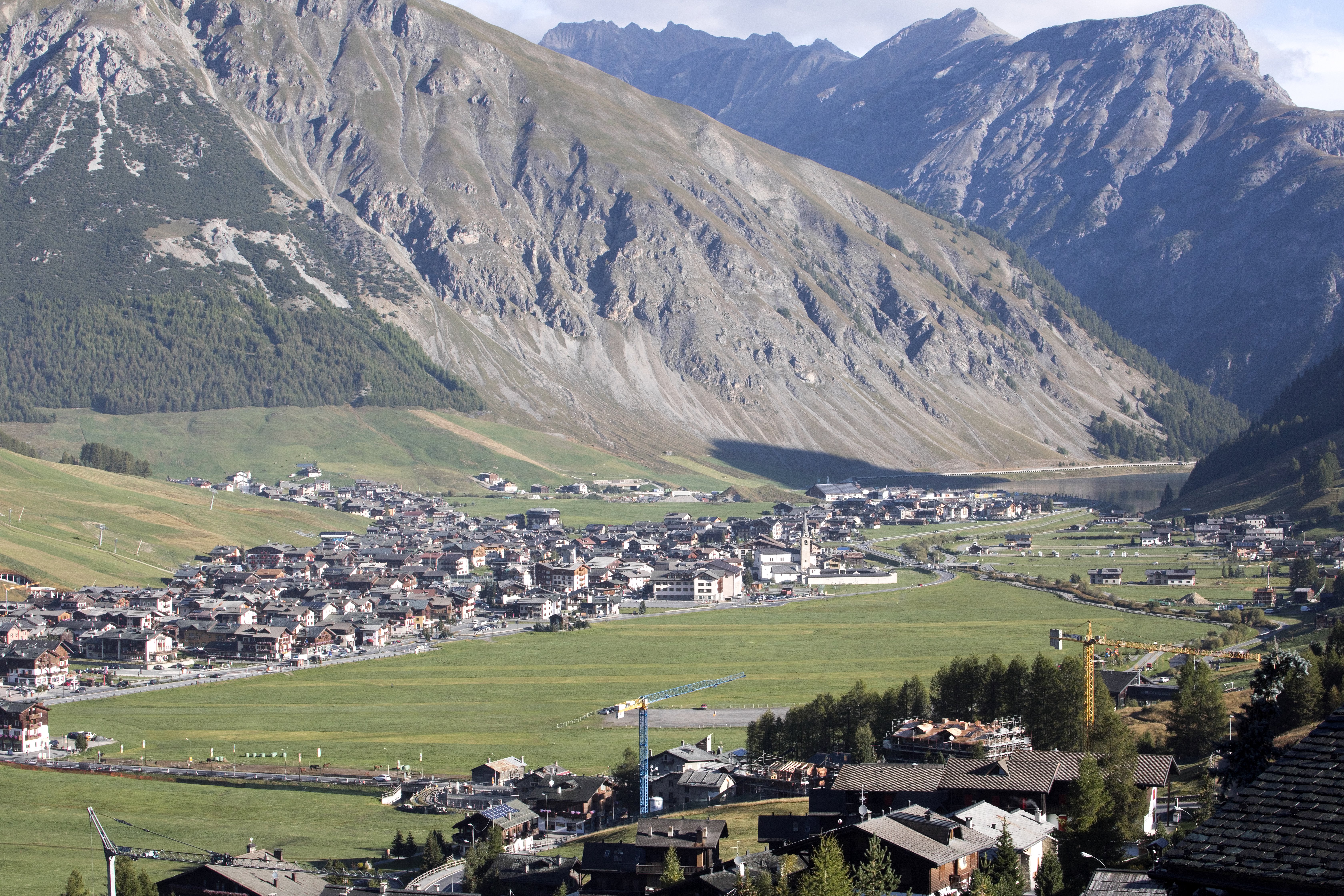 Map of Livigno by area. Tourist map of Livigno in English – tripmydream
