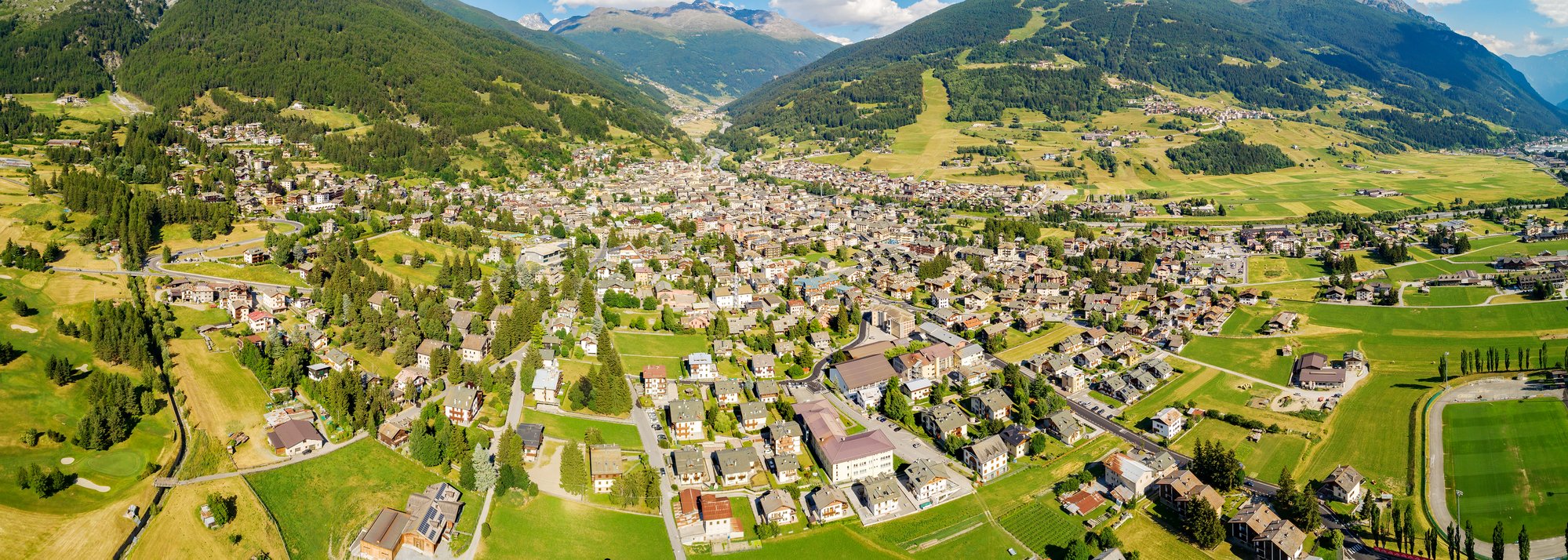 Bormio. The population of Bormio. Where is Bormio. Geography.